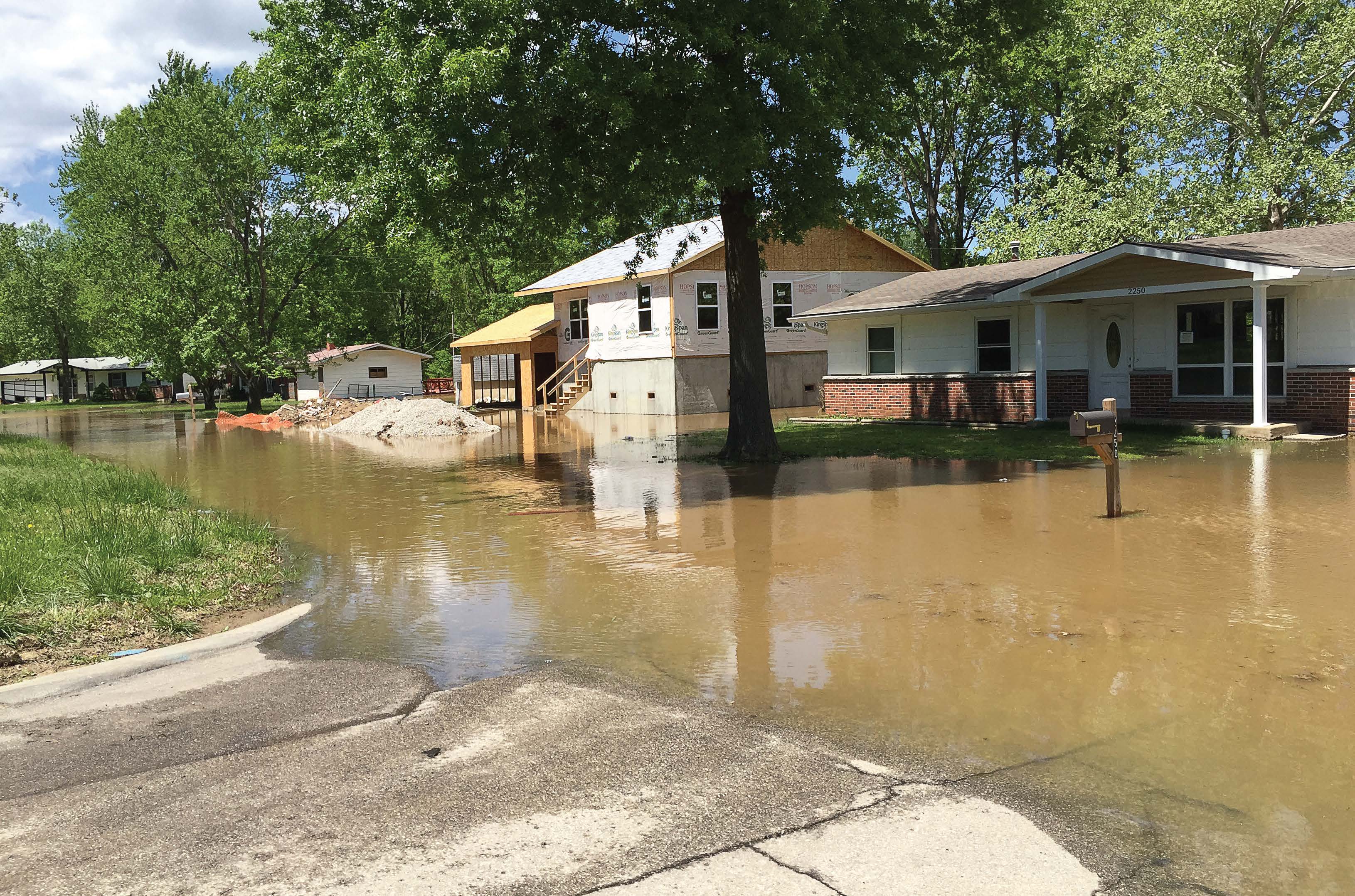 Water, water everywhere: Missouri communities continue cleanup after ...